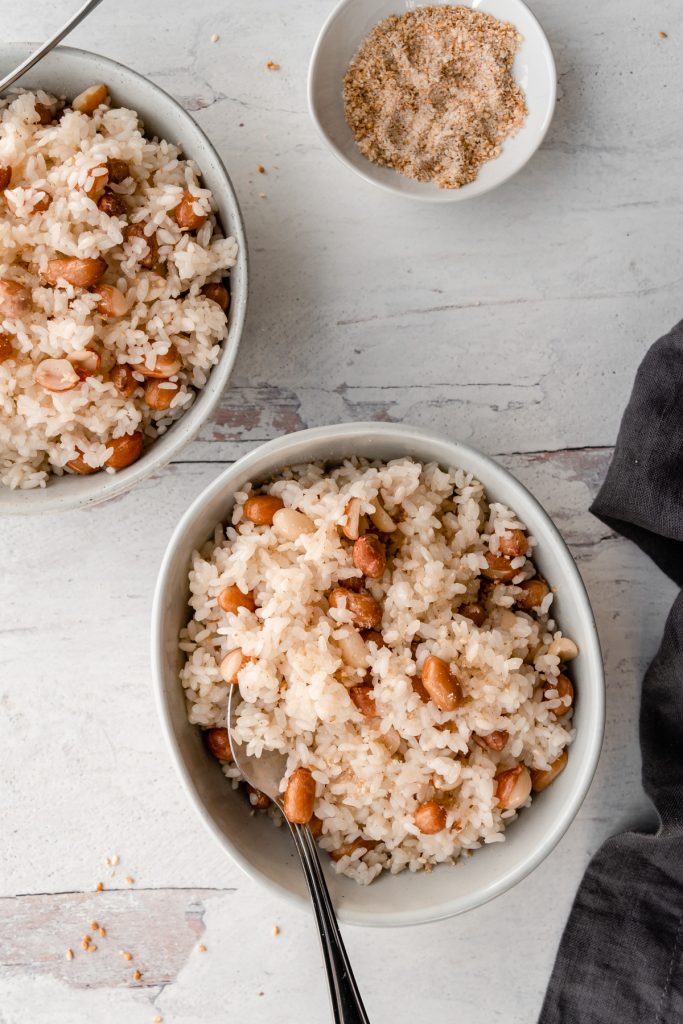 Vietnamese Sticky Rice with Peanuts (Xoi Dau Phong) - Balance With Jess