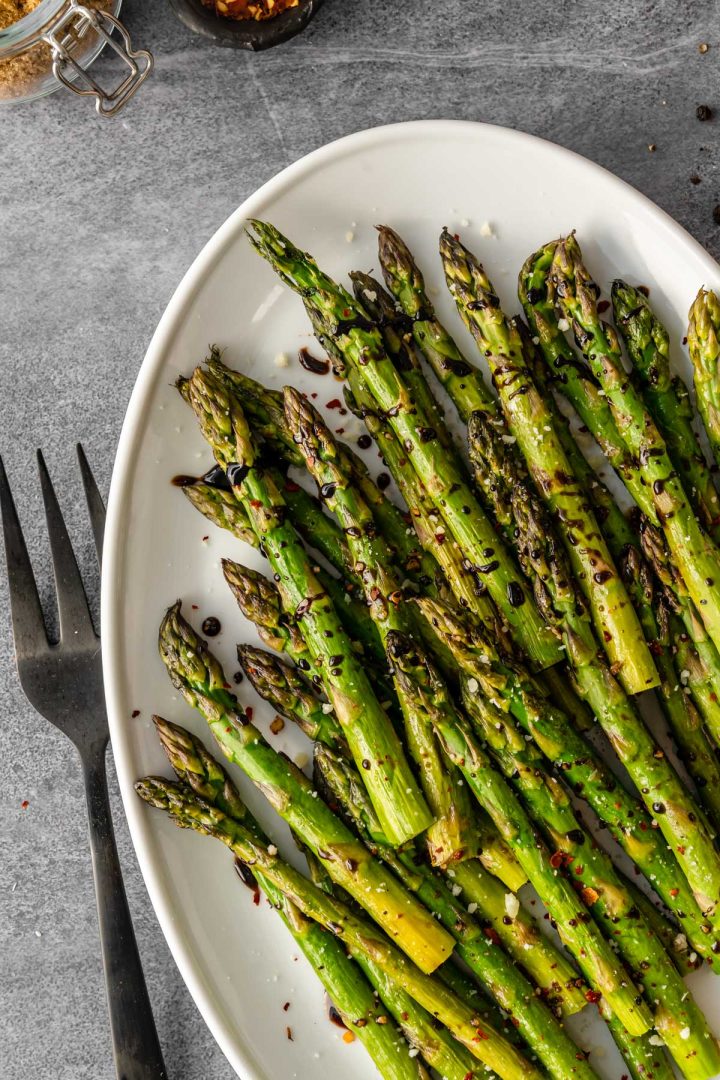Roasted Asparagus with Balsamic Glaze - Balance With Jess